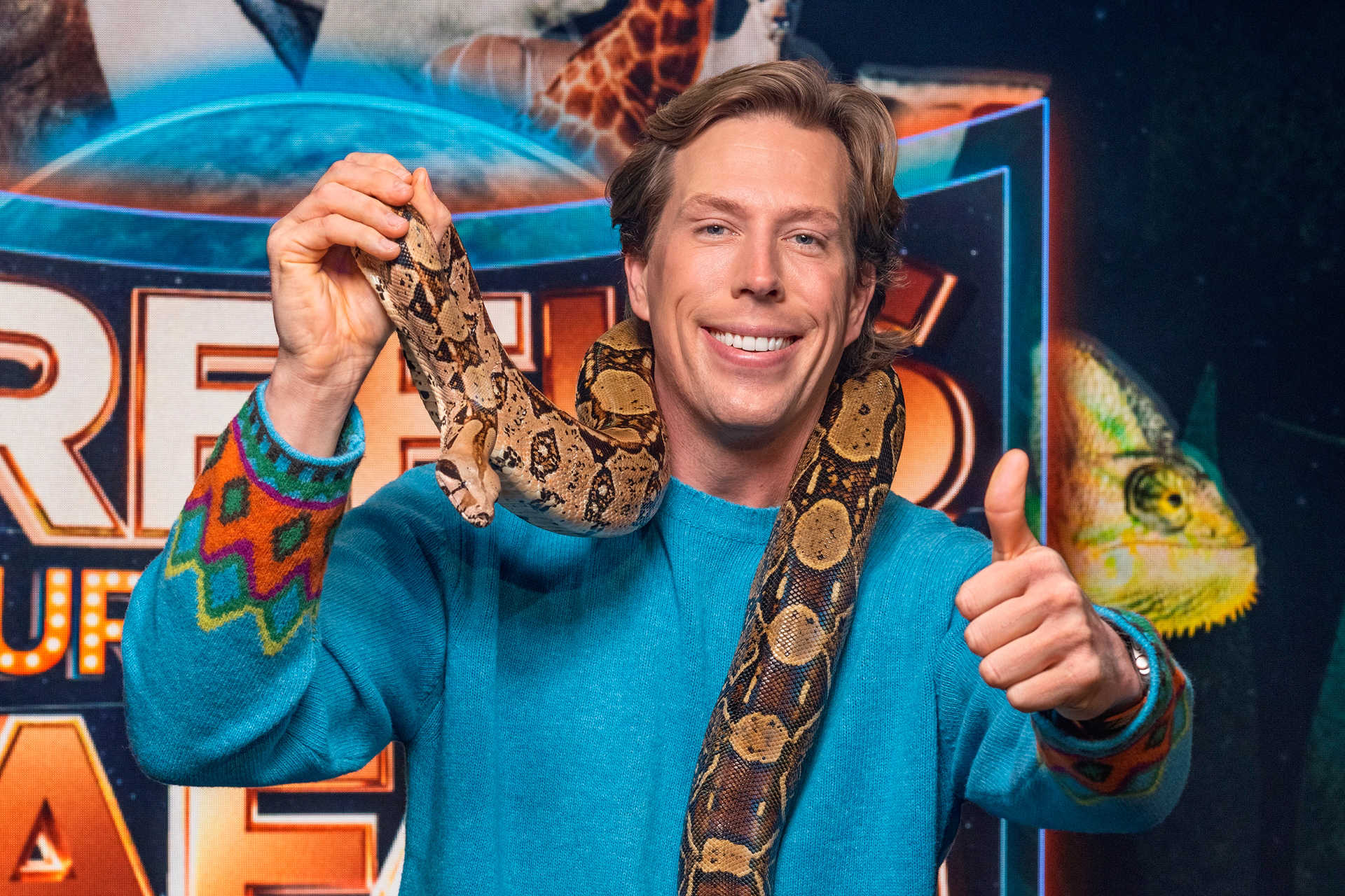 Hoe rijk is Freek Vonk? - Showbizz247.nl