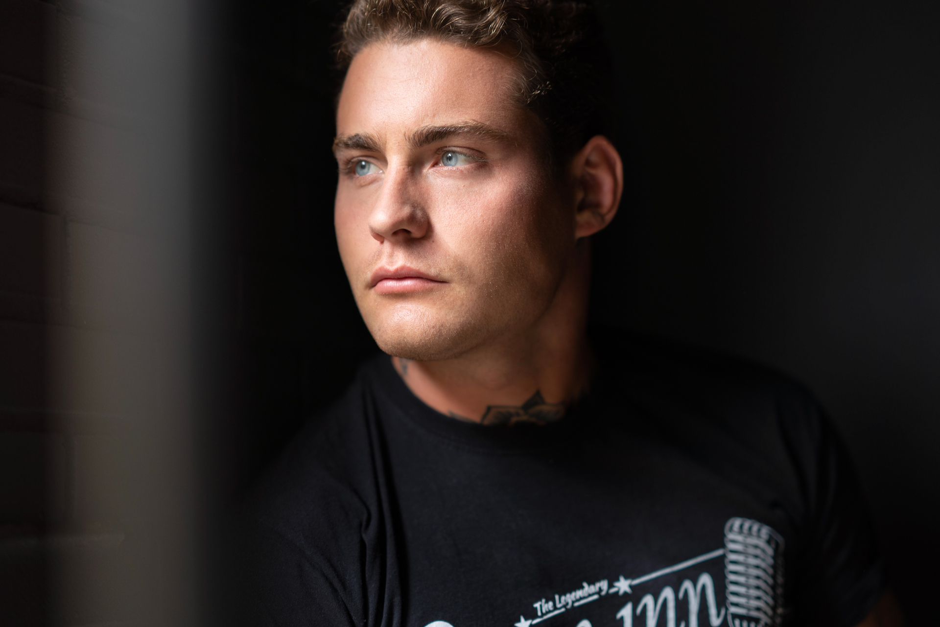 Douwe Bob gaat afkicken voor alcoholverslaving - Showbizz247.nl Douwe Bob gaat afkicken voor alcoholverslaving - Showbizz247.nl